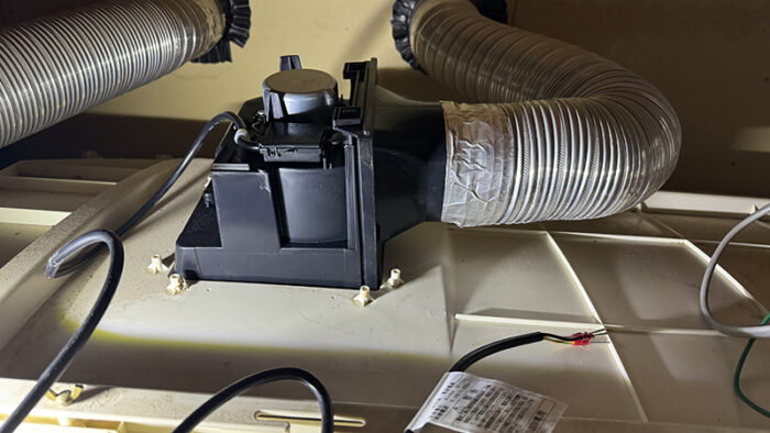 浴室換気扇を交換しました UF-27Aの費用と工程 - stoke