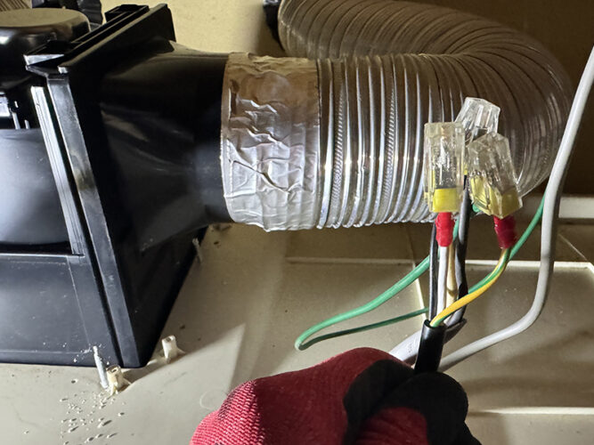 浴室換気扇を交換しました UF-27Aの費用と工程 - stoke